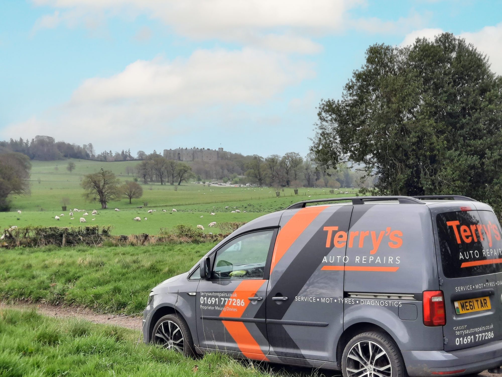 About Terry's Auto Repairs, Chirk (tel: 01691 777286)